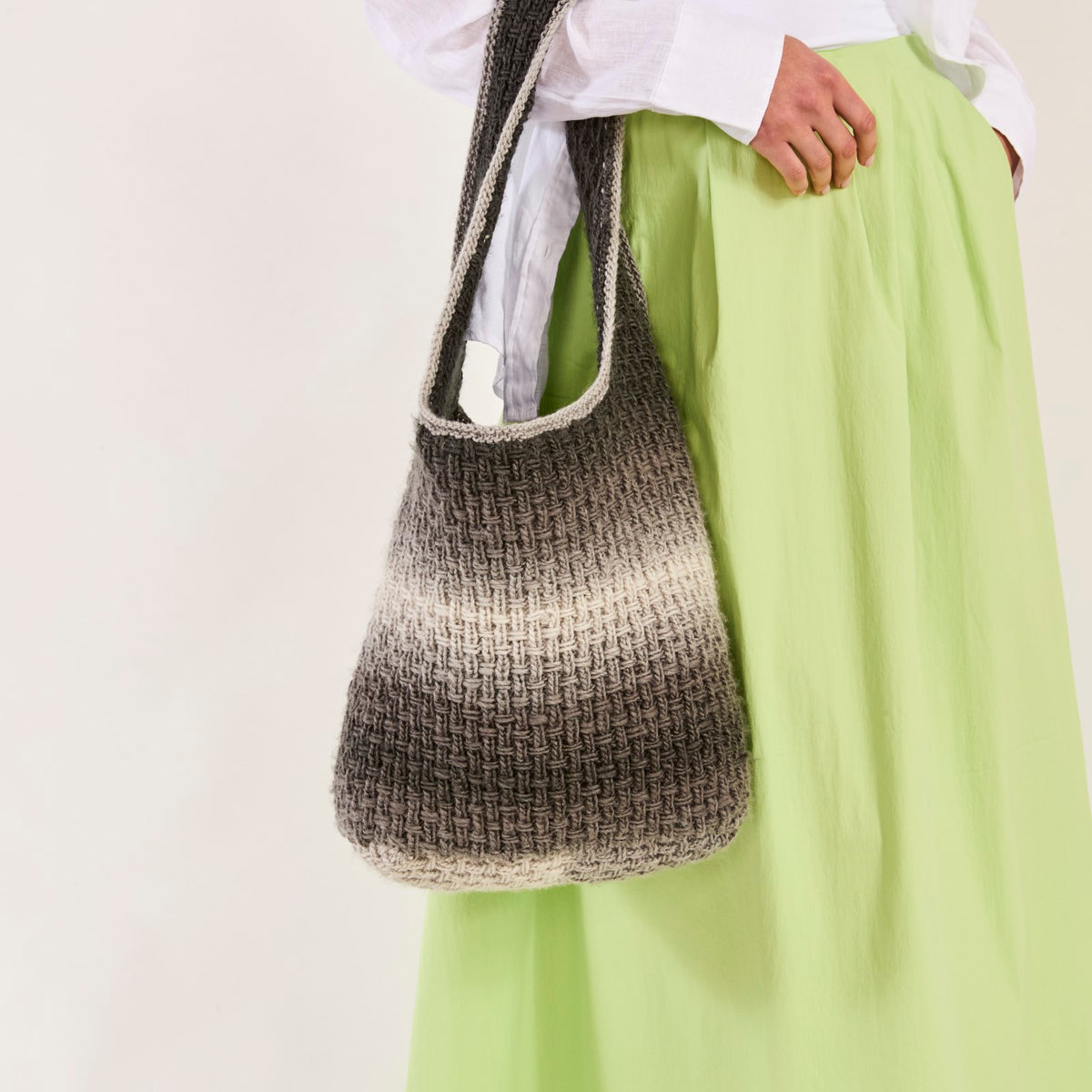 Sirdar Jewelspun Ombre Aran No Slouch Shoulder Bag Pattern 10847 ...