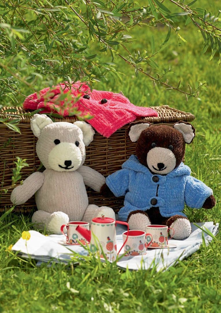 James C Brett Flutterby Chunky Teddy Toy Pattern JB809 – Littlewoolshop.com